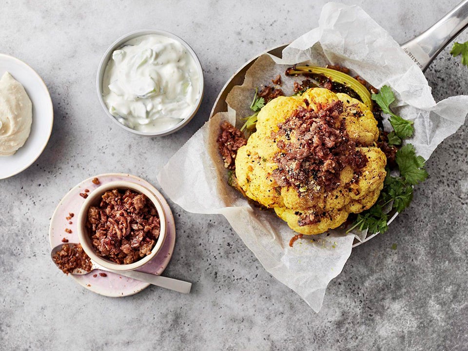 Härkis®-kaalilaatikko & puolukkasalsa